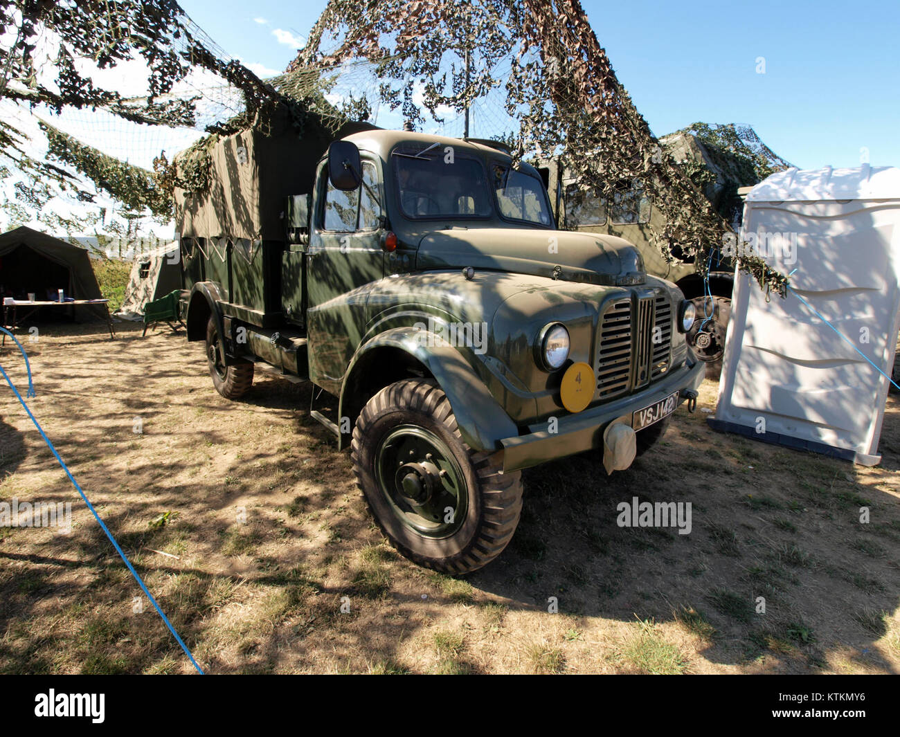 The Austin K9WD 1 ton GS Truck is a military vehicle used in World War ...