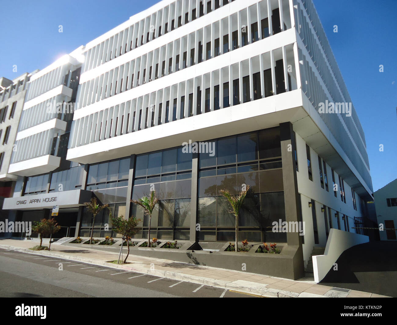 Bermuda (UK) image number 105 Office building in Hamilton Stock Photo ...