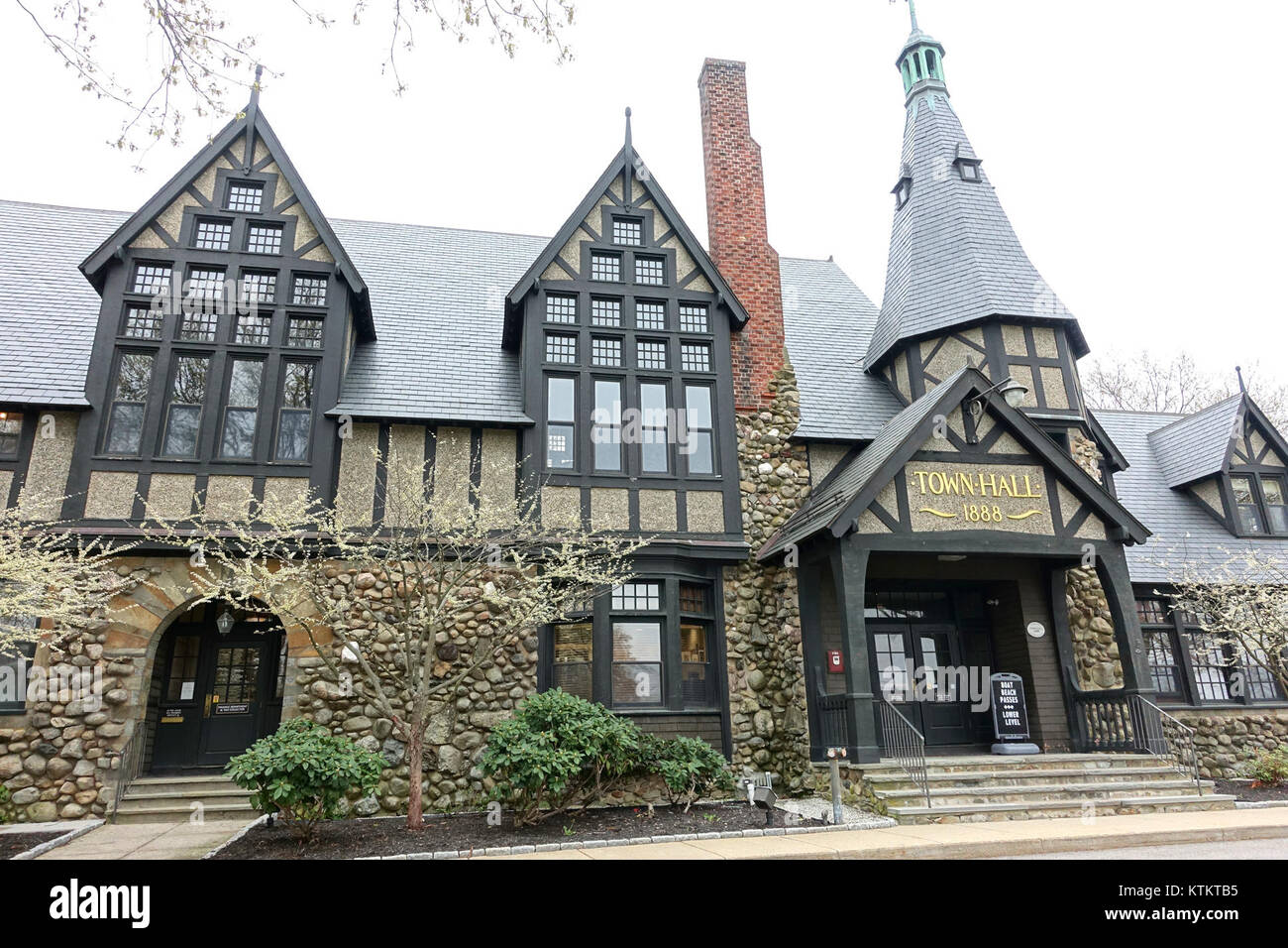 Barrington Hall High Resolution Stock Photography and Images - Alamy