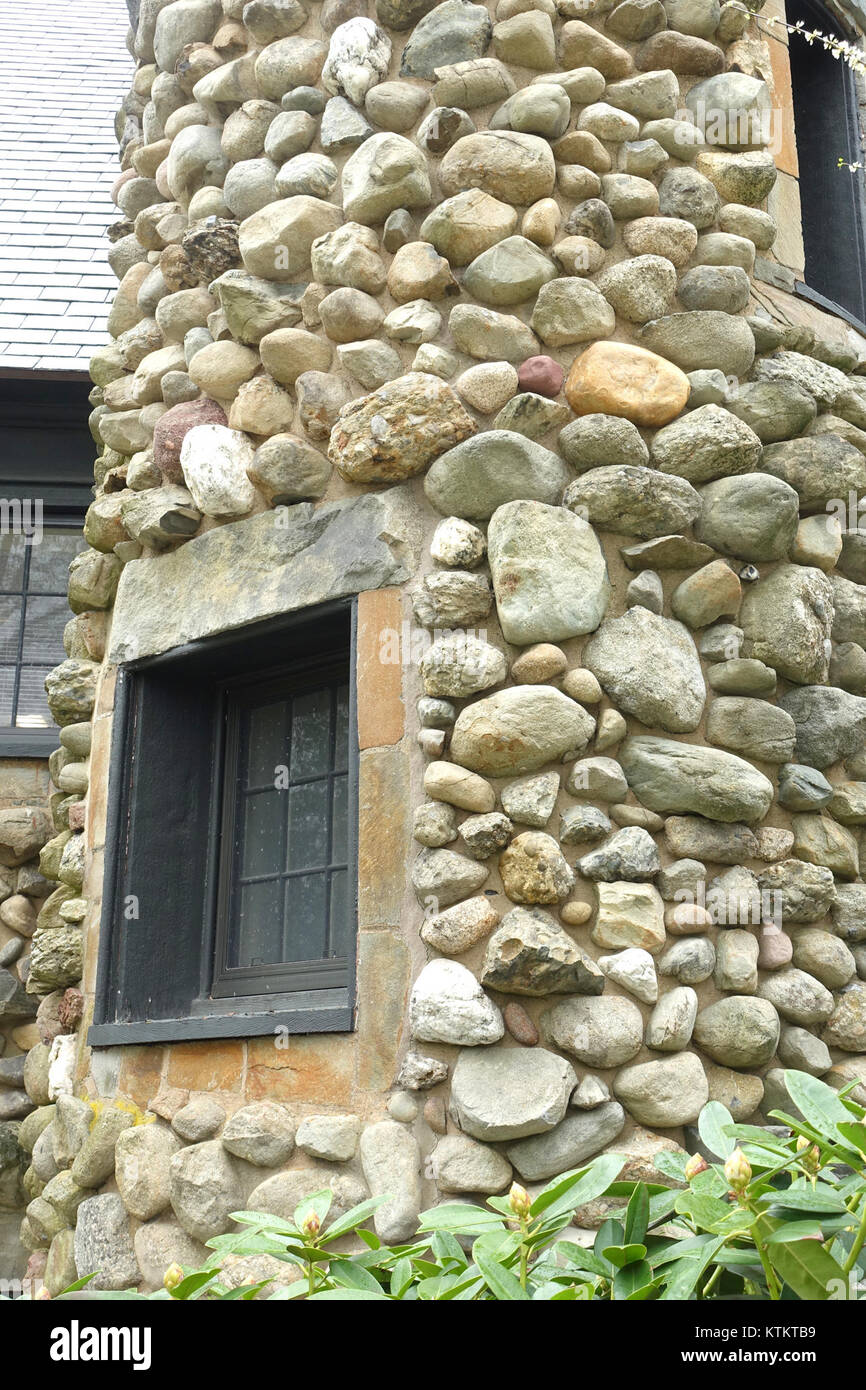 The Barrington Town Hall in Rhode Island is a historic building ...