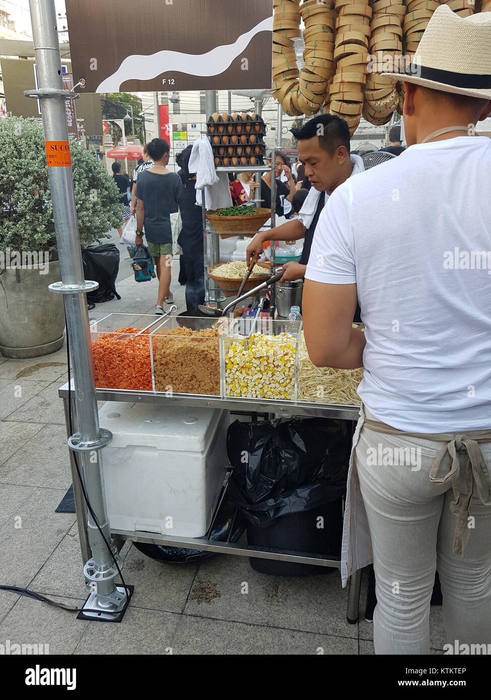 This image shows the Bangkok General Post Office, taken in May 2017 ...