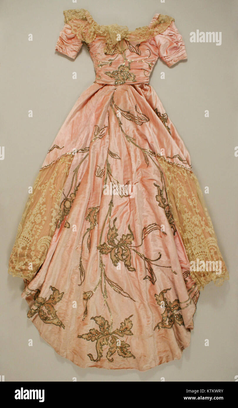 The ball gown MET 49.3.30ab B1 is an exquisite example of historical ...