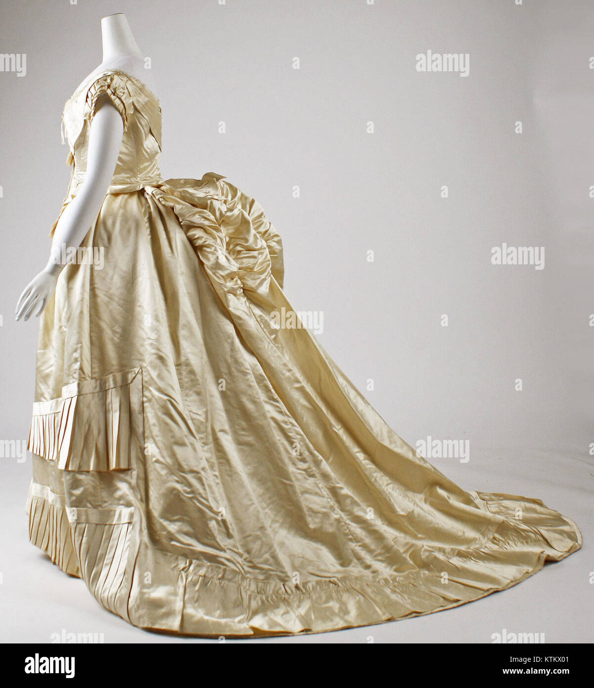 The ball gown, displayed at the Metropolitan Museum of Art, is an ...