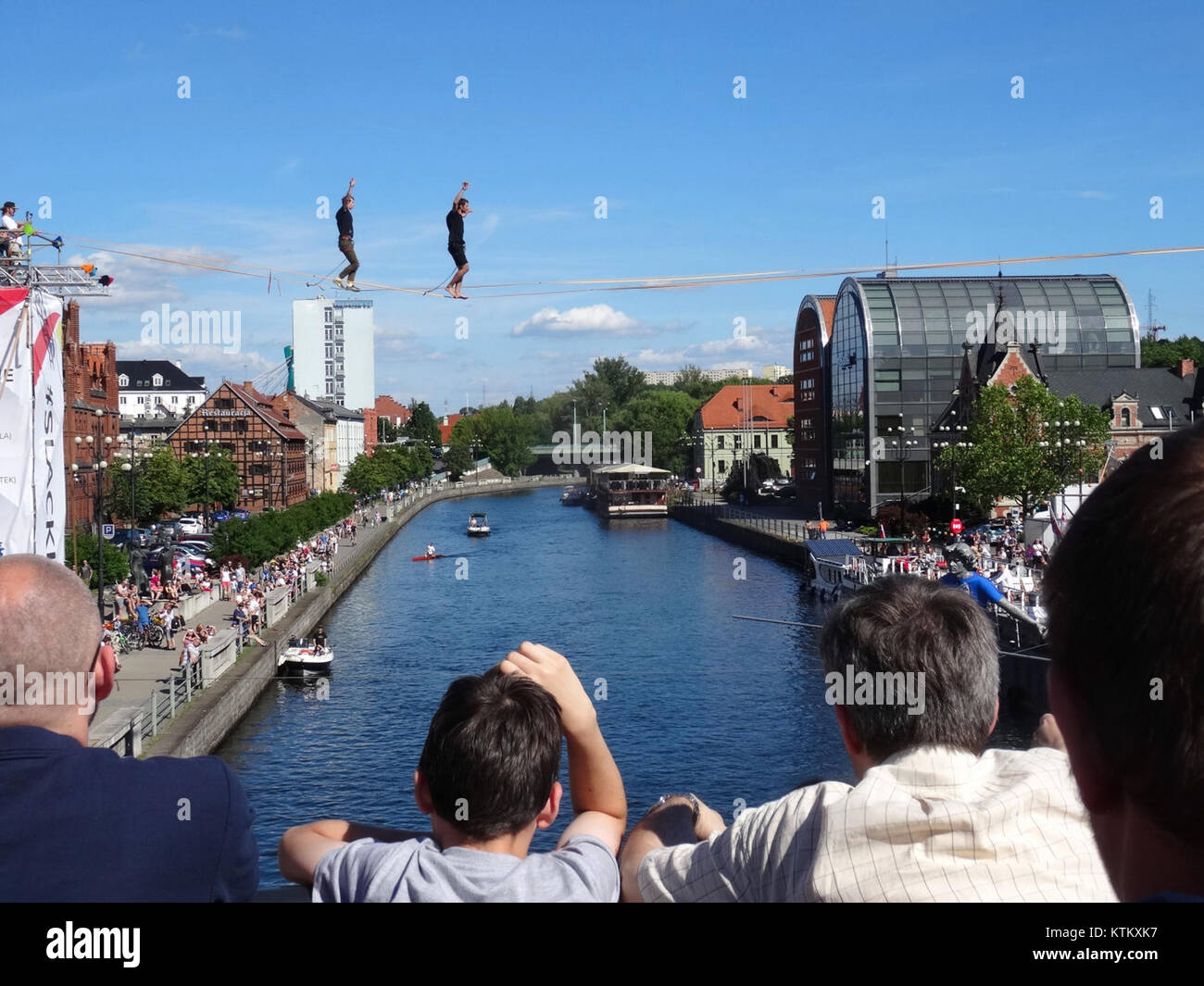 The Bdg Slackline Games, held in 2017, is a competitive event that ...