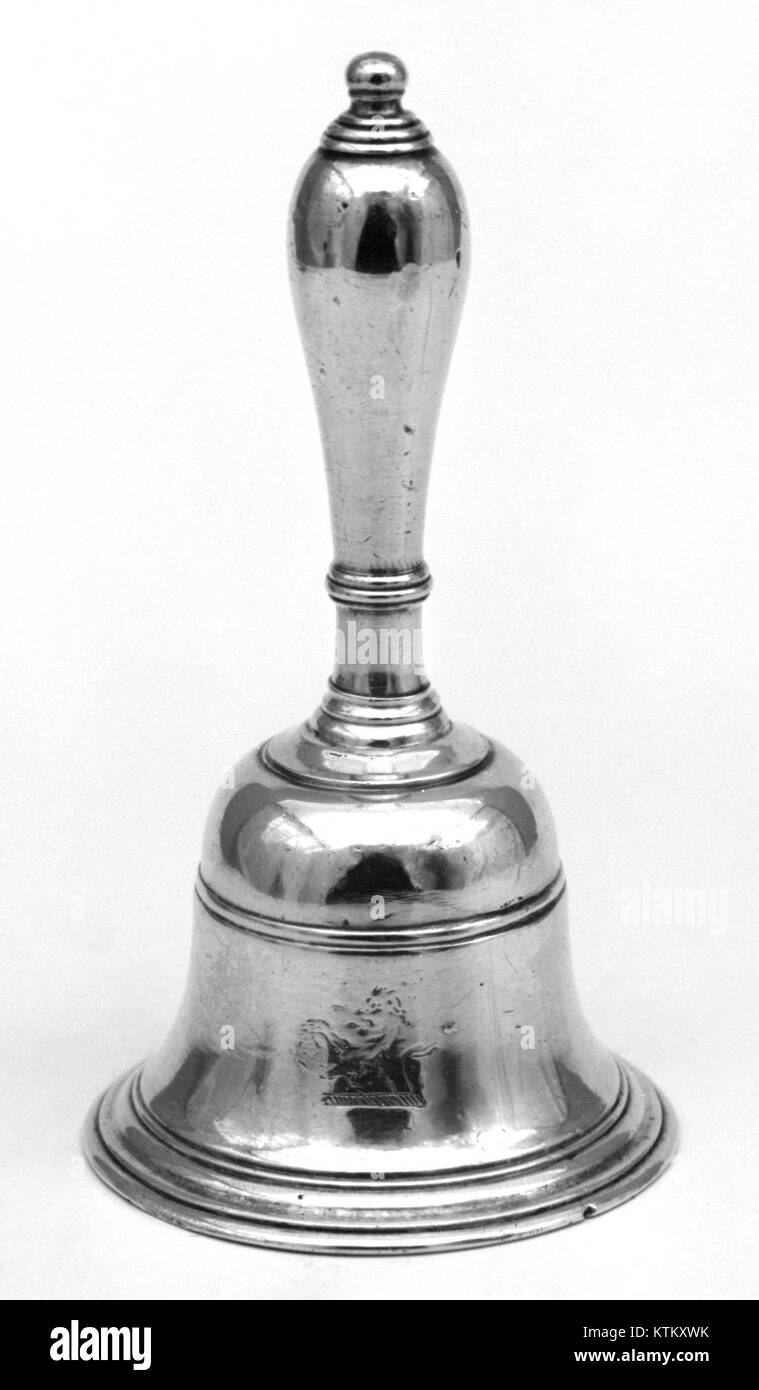 The Bell MET 12577138 is an iconic bell in the Metropolitan Museum of ...