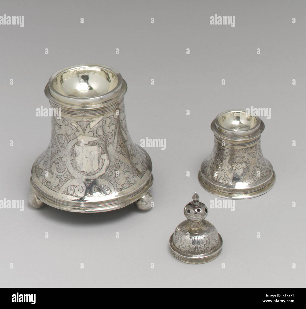 Silver salt container from hi-res stock photography and images - Alamy