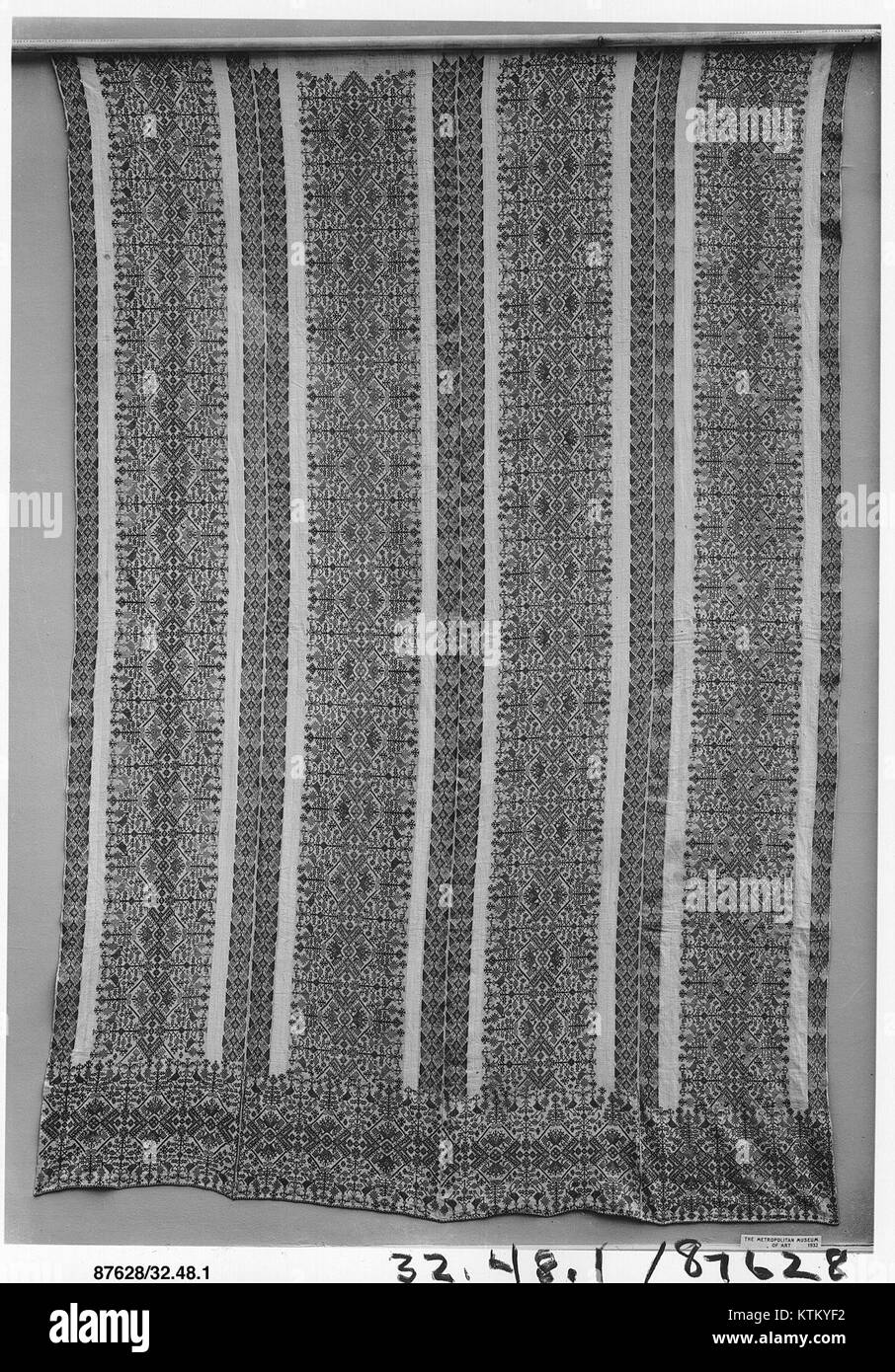 The Bed Curtain in the Metropolitan Museum of Art (MET 87628) is an ...