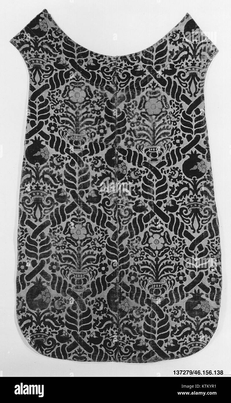 Liturgical textile Black and White Stock Photos & Images - Alamy