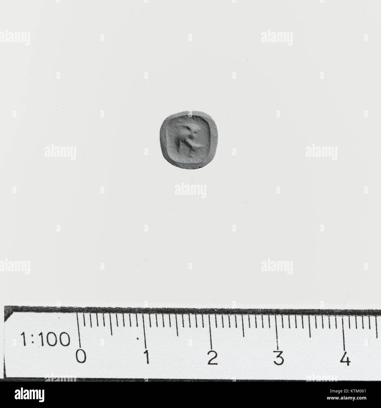 3 sided hi-res stock photography and images - Alamy