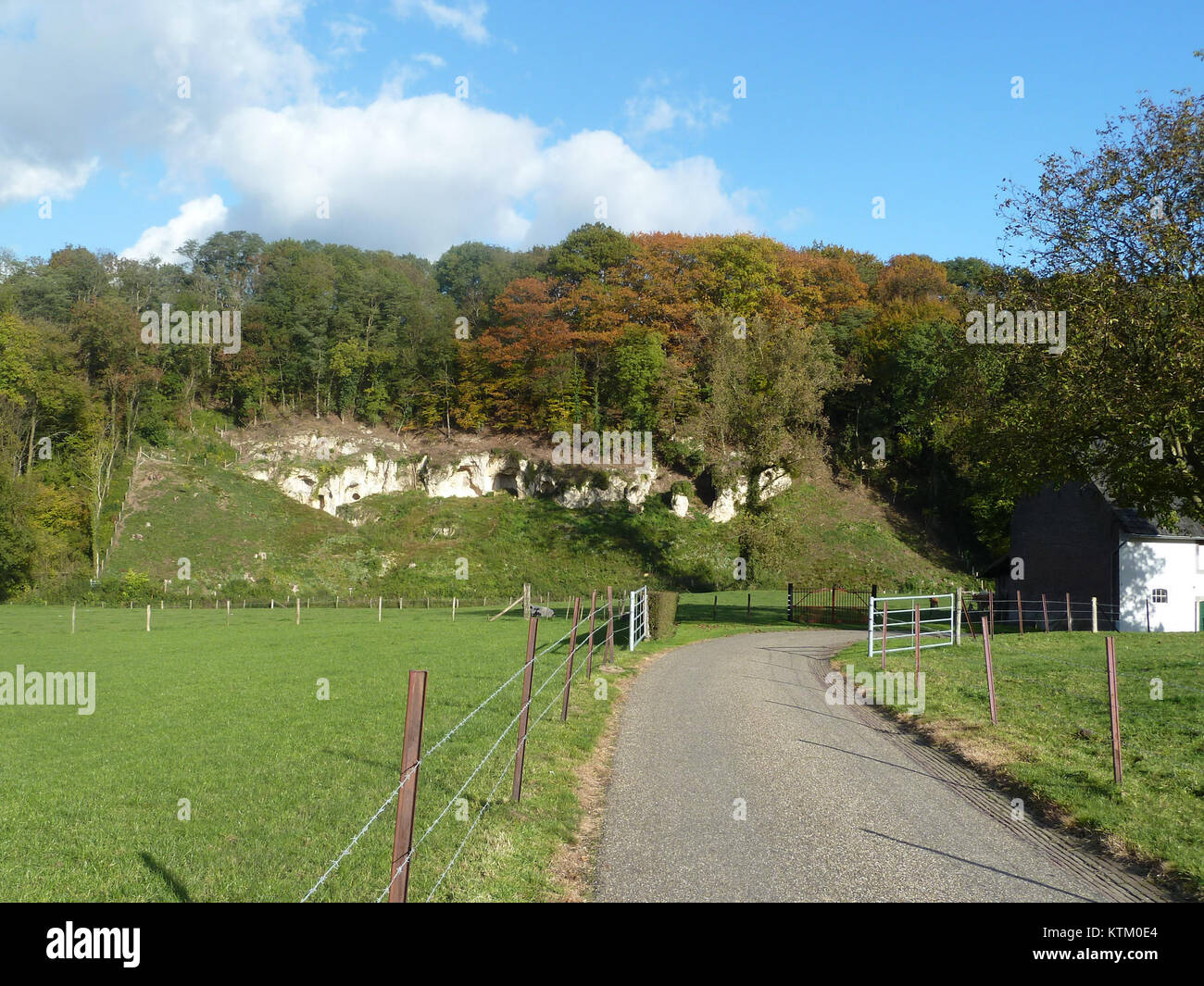 The Bemelen Quarry is located to the east of Sint Antoniusbank in the ...