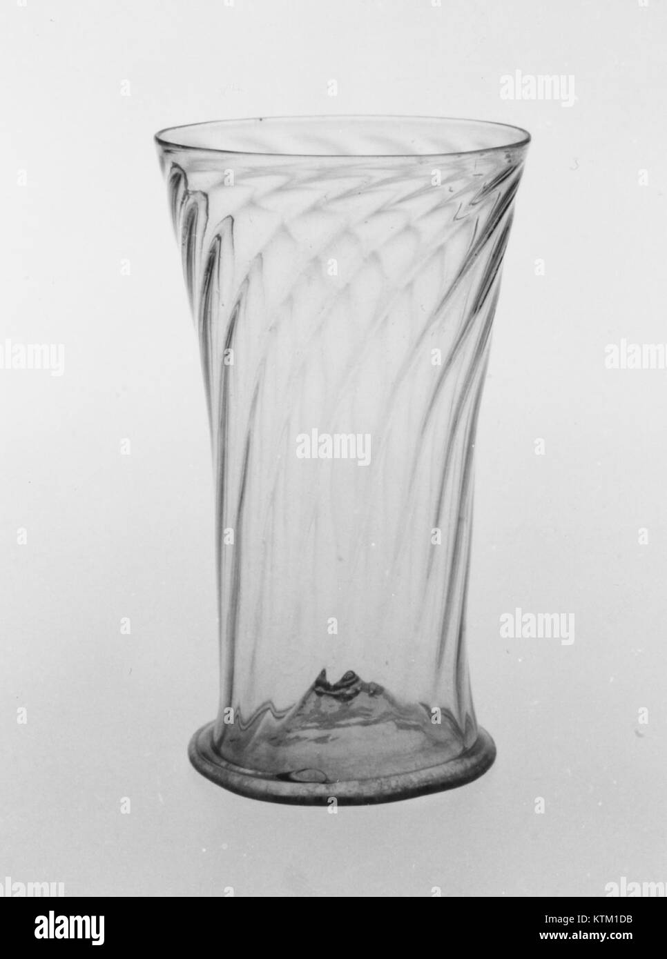 The Beaker MET 264646 1975.1.1219 refers to a historical artifact, a ...
