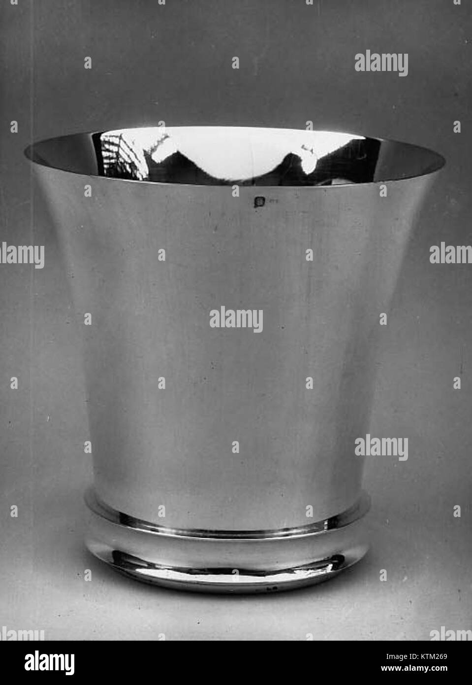 This beaker, housed at the Metropolitan Museum of Art, is an ancient ...
