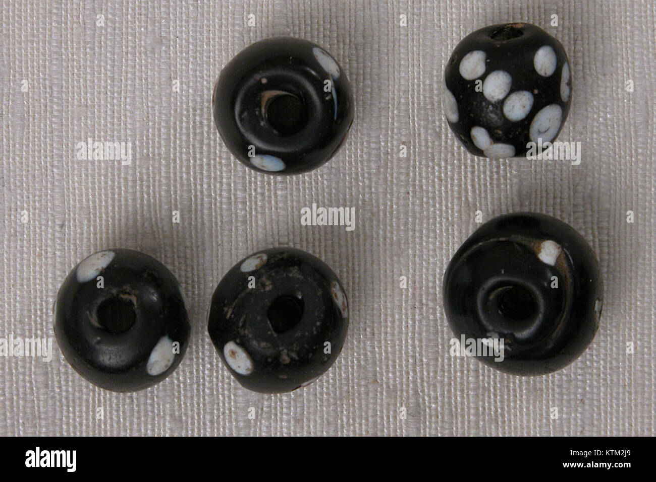 These ancient beads from the MET collection date back to around 1700 to ...