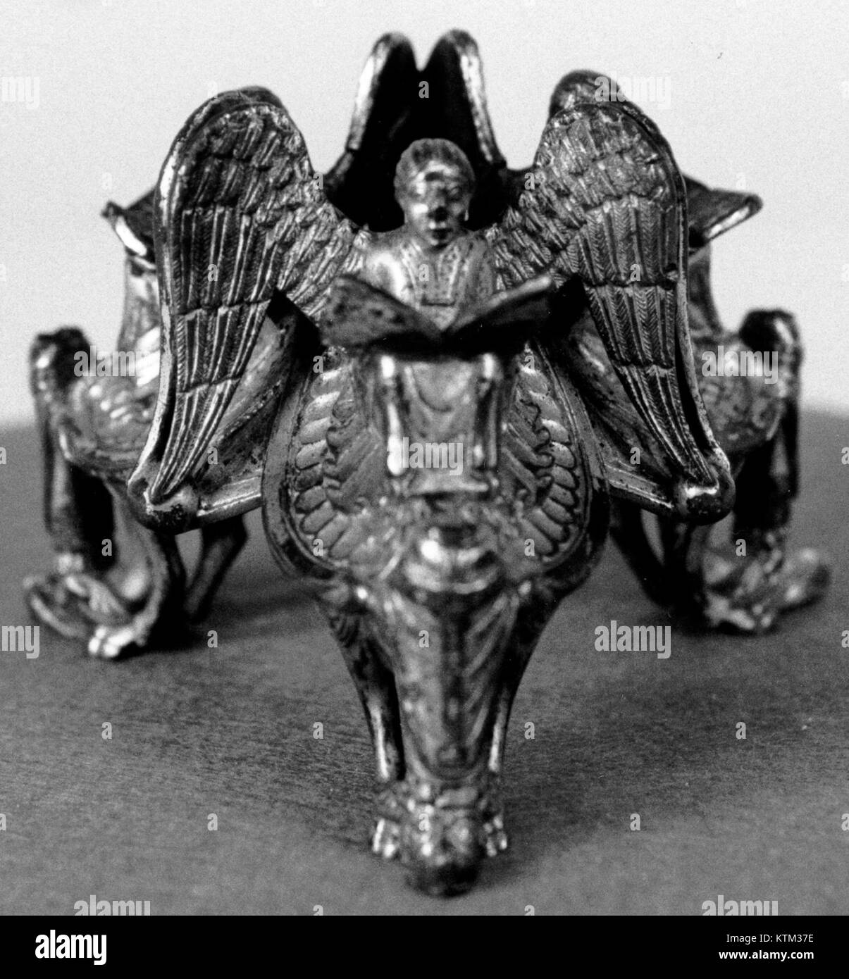 Angels cross Black and White Stock Photos & Images - Alamy