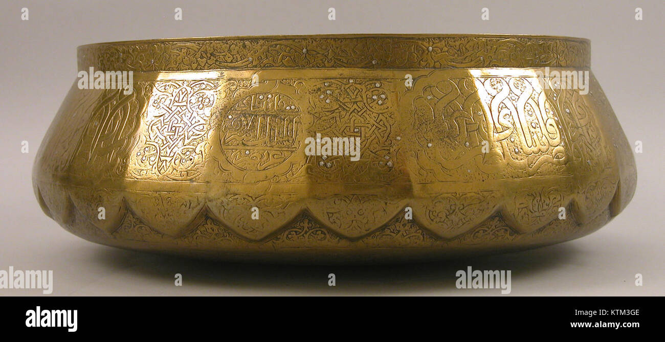 Number 1 basin hi-res stock photography and images - Alamy