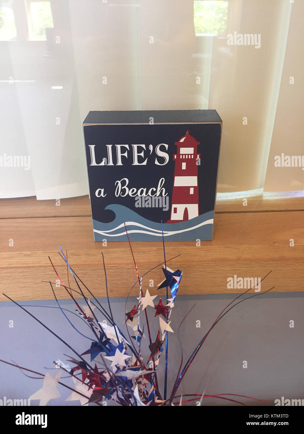 Decorative beach sign hi-res stock photography and images - Alamy