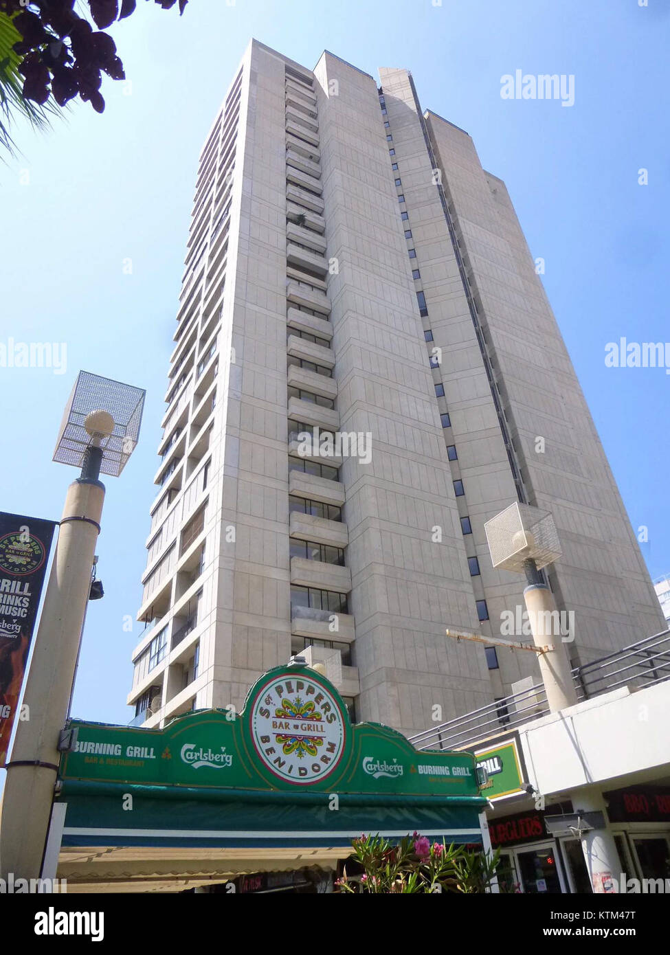A photo of the Edificio Santa Margarita 7, an apartment building ...