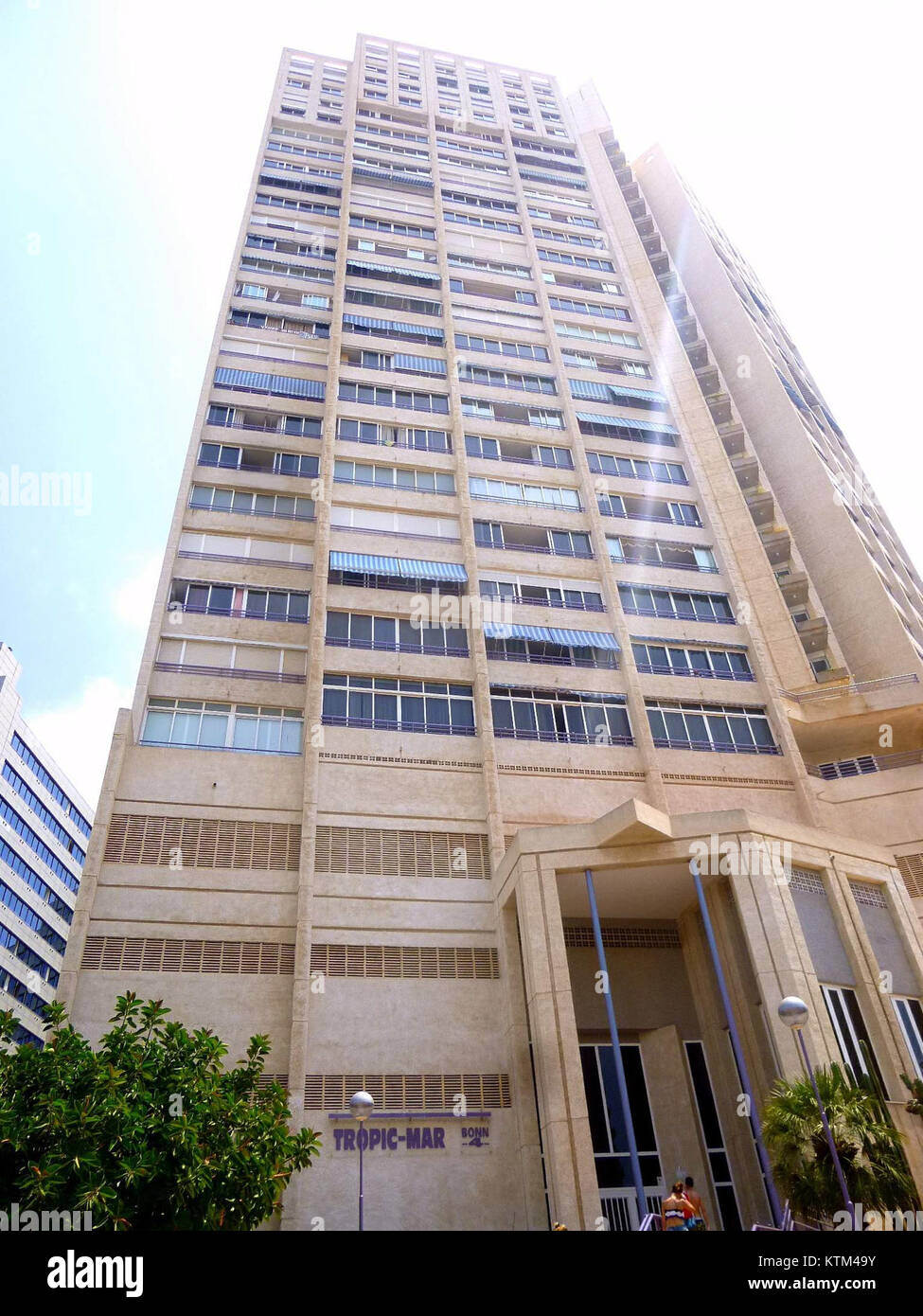 Benidorm's Apartamentos Tropic Mar offers a variety of apartment ...