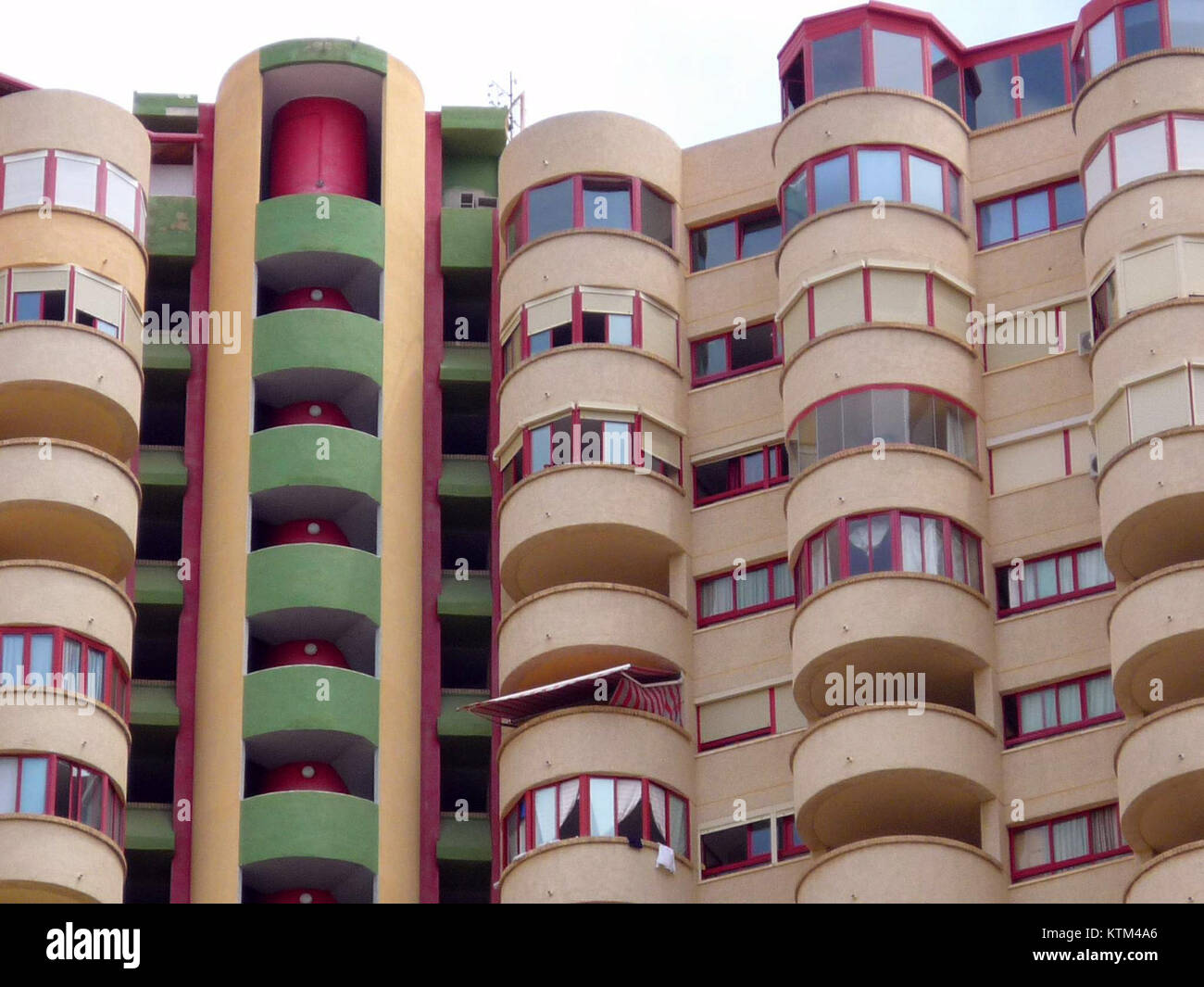 A photograph of the Edificio Cumbre Loix, a building located in Benidorm, Spain, capturing its ...