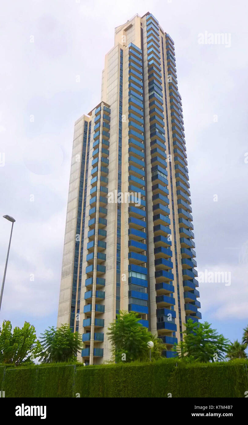 Edificio Kronos is a modern residential building located in Benidorm, Spain. Known for its sleek ...