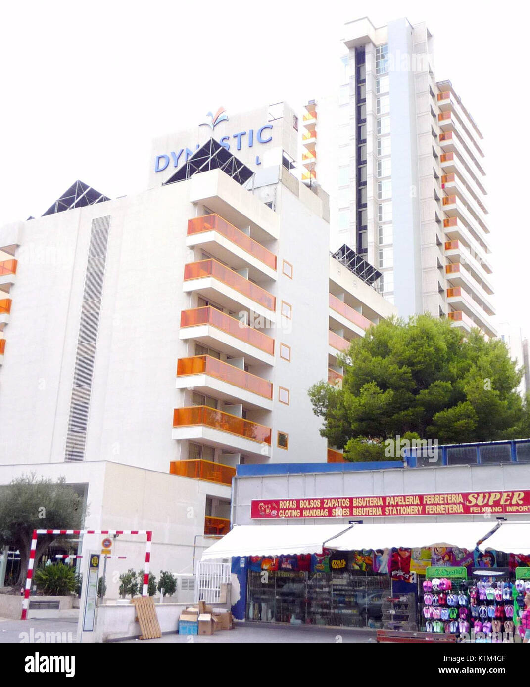 Benidorm Dynastic Hotel & Spa is a popular luxury resort located in ...