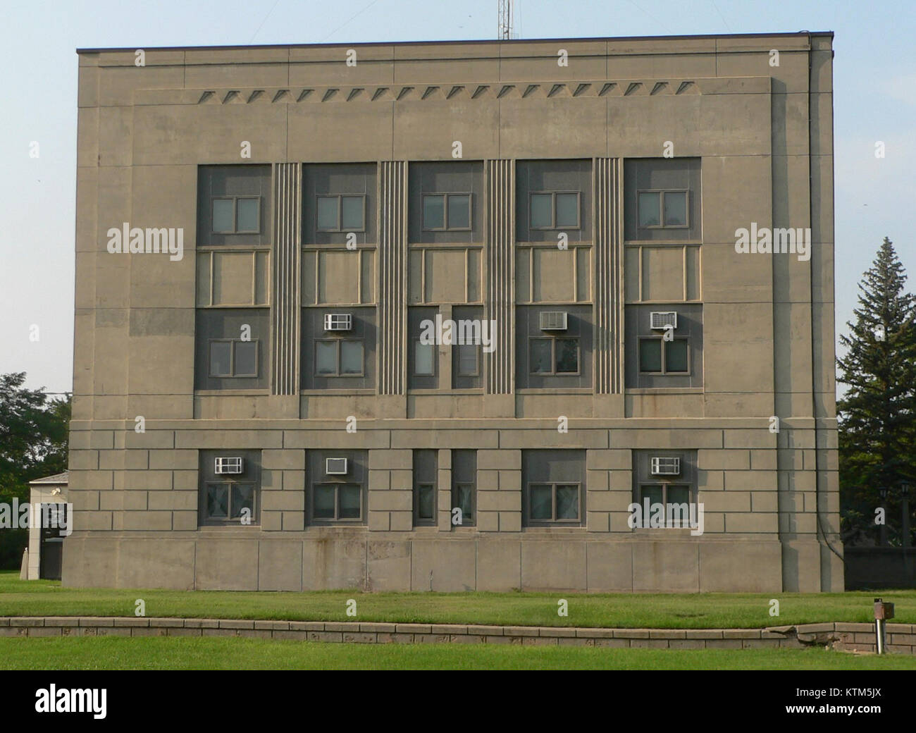 A photograph of the courthouse in Aurora County, South Dakota, taken ...