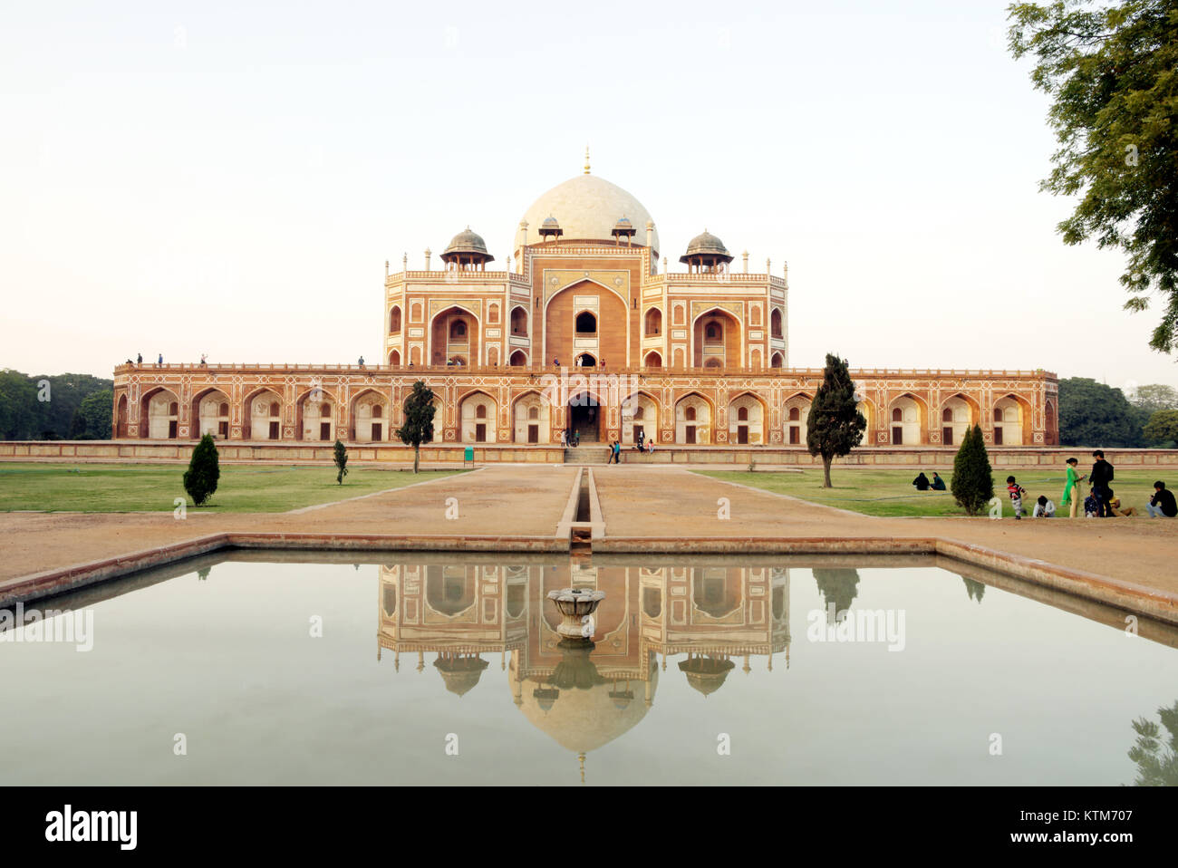 Humayun mughal empire hi-res stock photography and images - Alamy