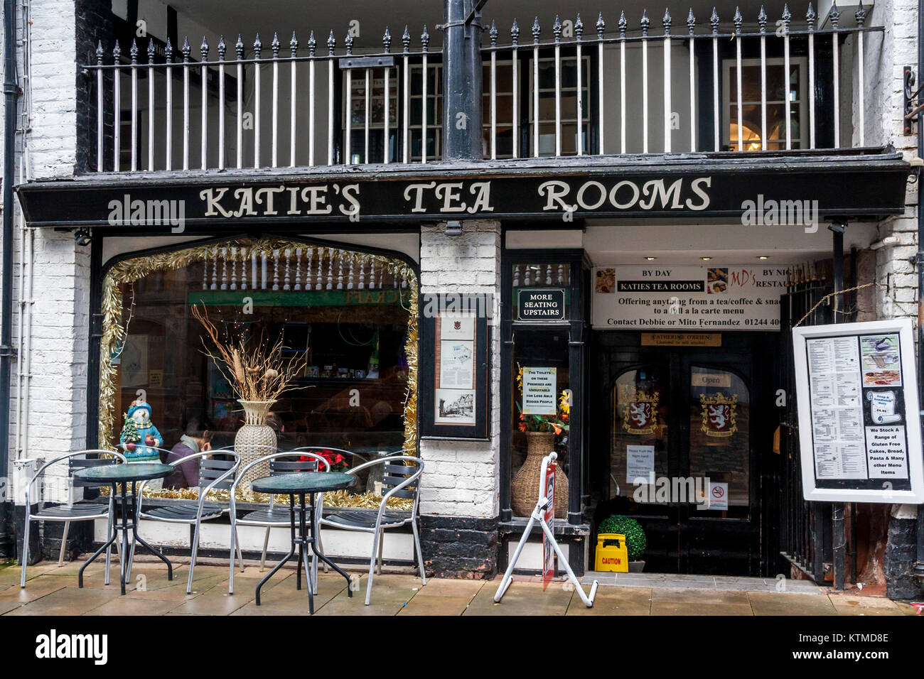 Watergate street chester hi-res stock photography and images - Alamy