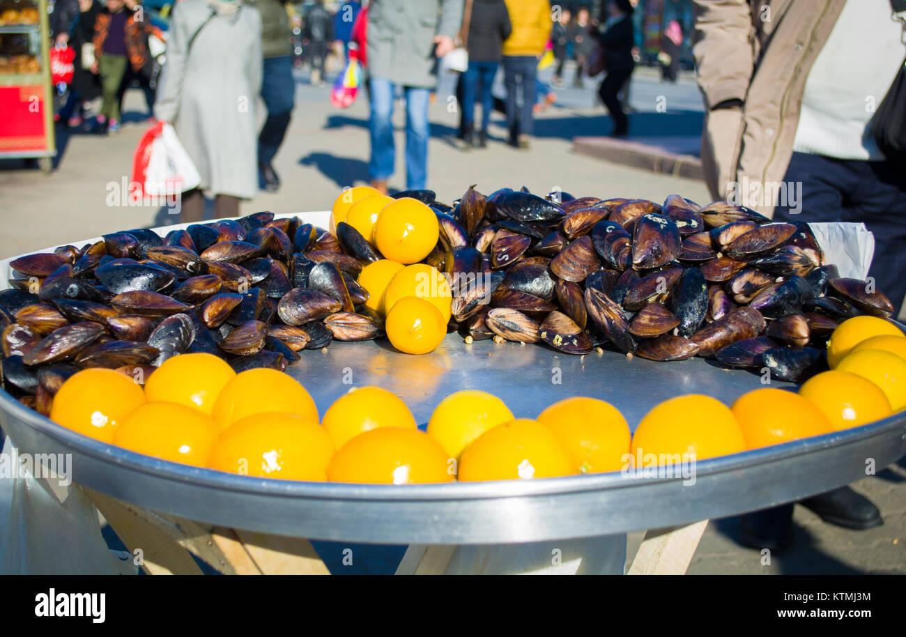 stuffed mussels with lemon in istanbul turkey Stock Photo - Alamy