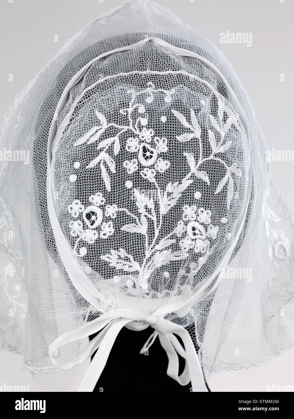 Coiffe hi-res stock photography and images - Alamy