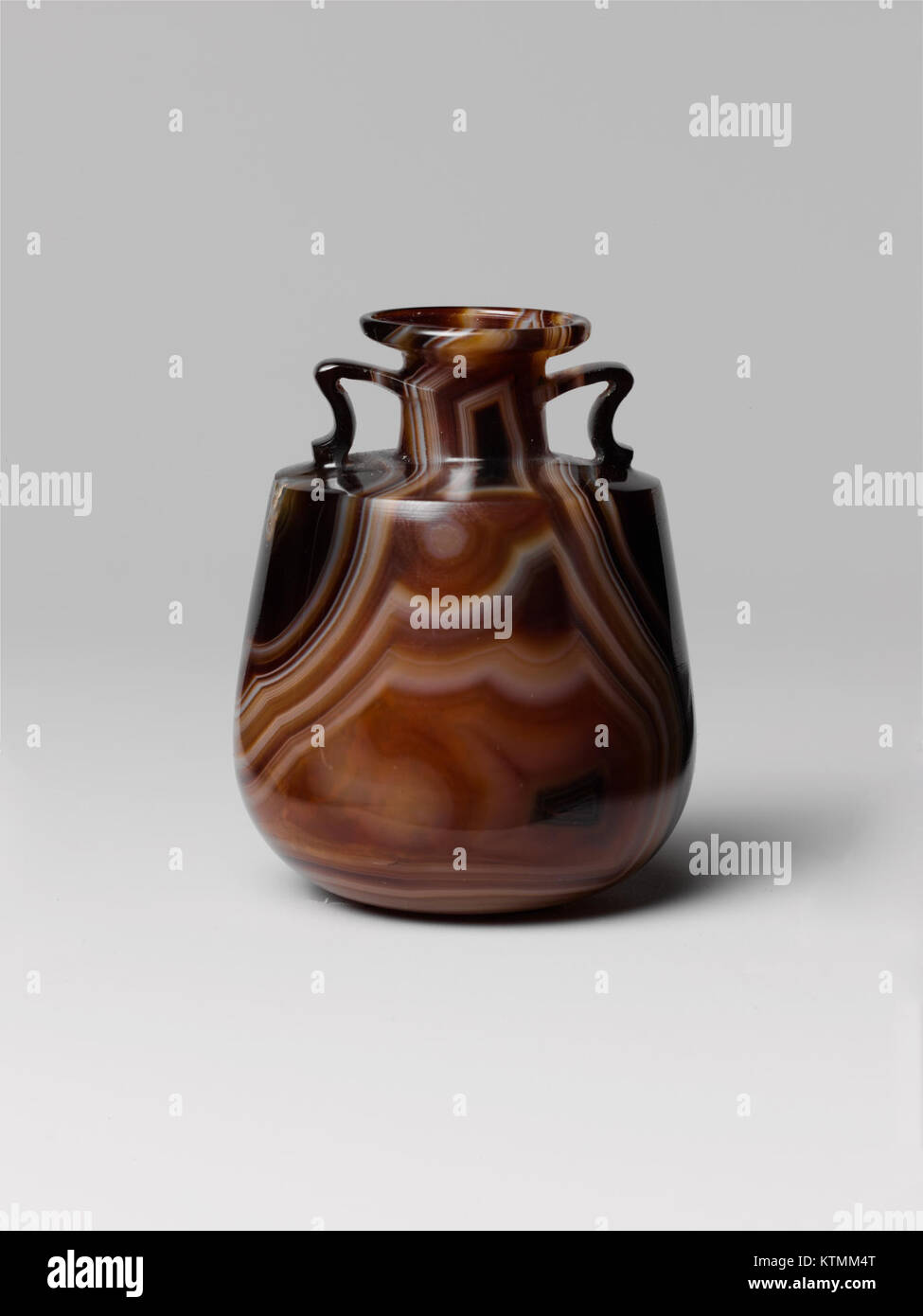 Delicate agate design hi-res stock photography and images - Alamy