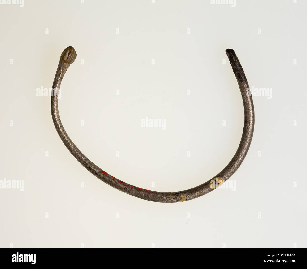 A bangle featured in the Metropolitan Museum of Artâ€™s collection ...