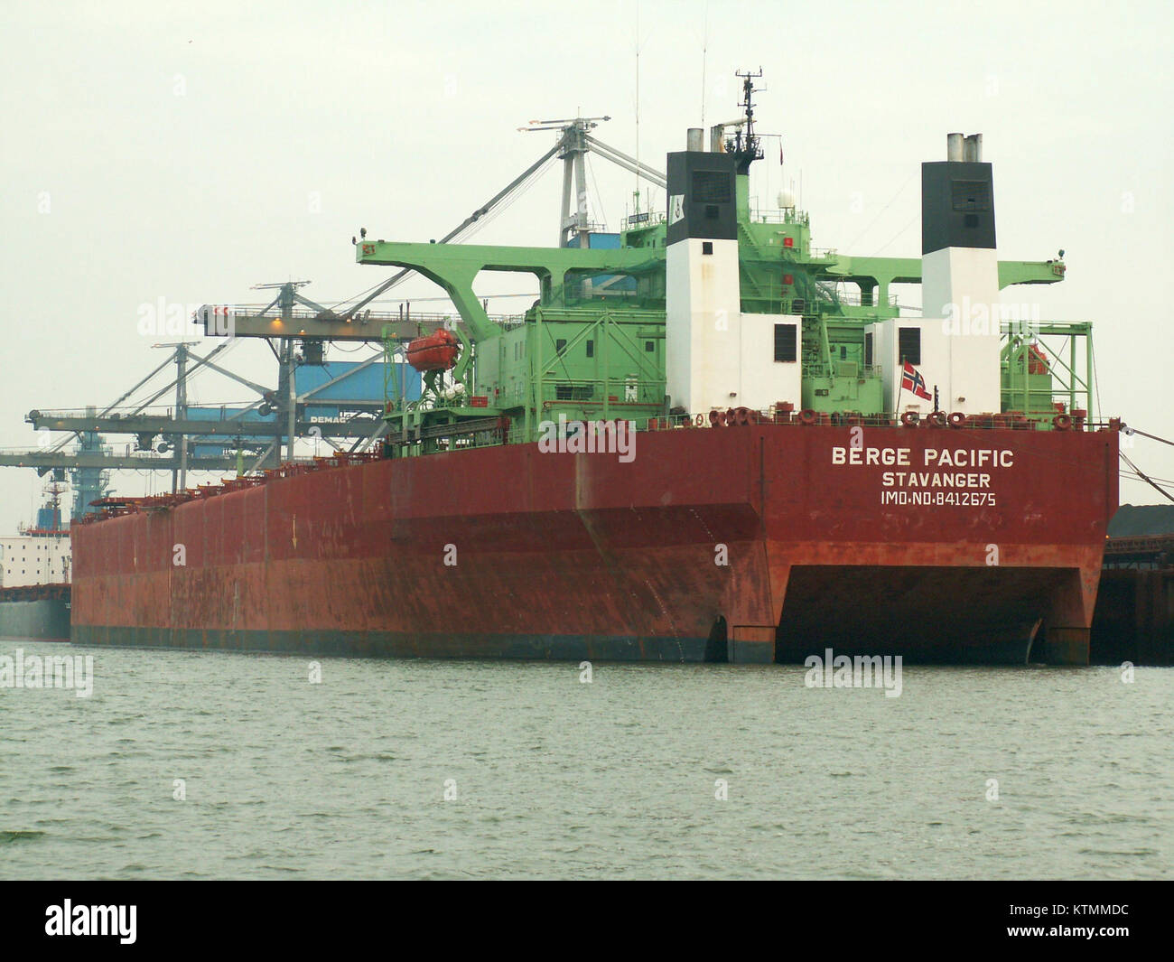 The Berge Pacific is a large bulk carrier ship, identified by IMO ...