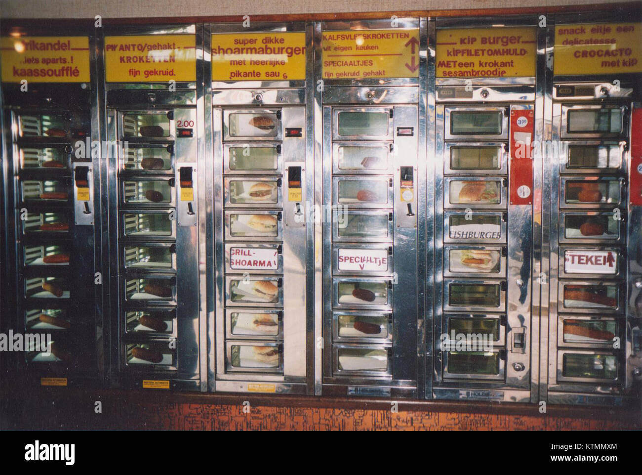 Photo automat hi-res stock photography and images - Alamy