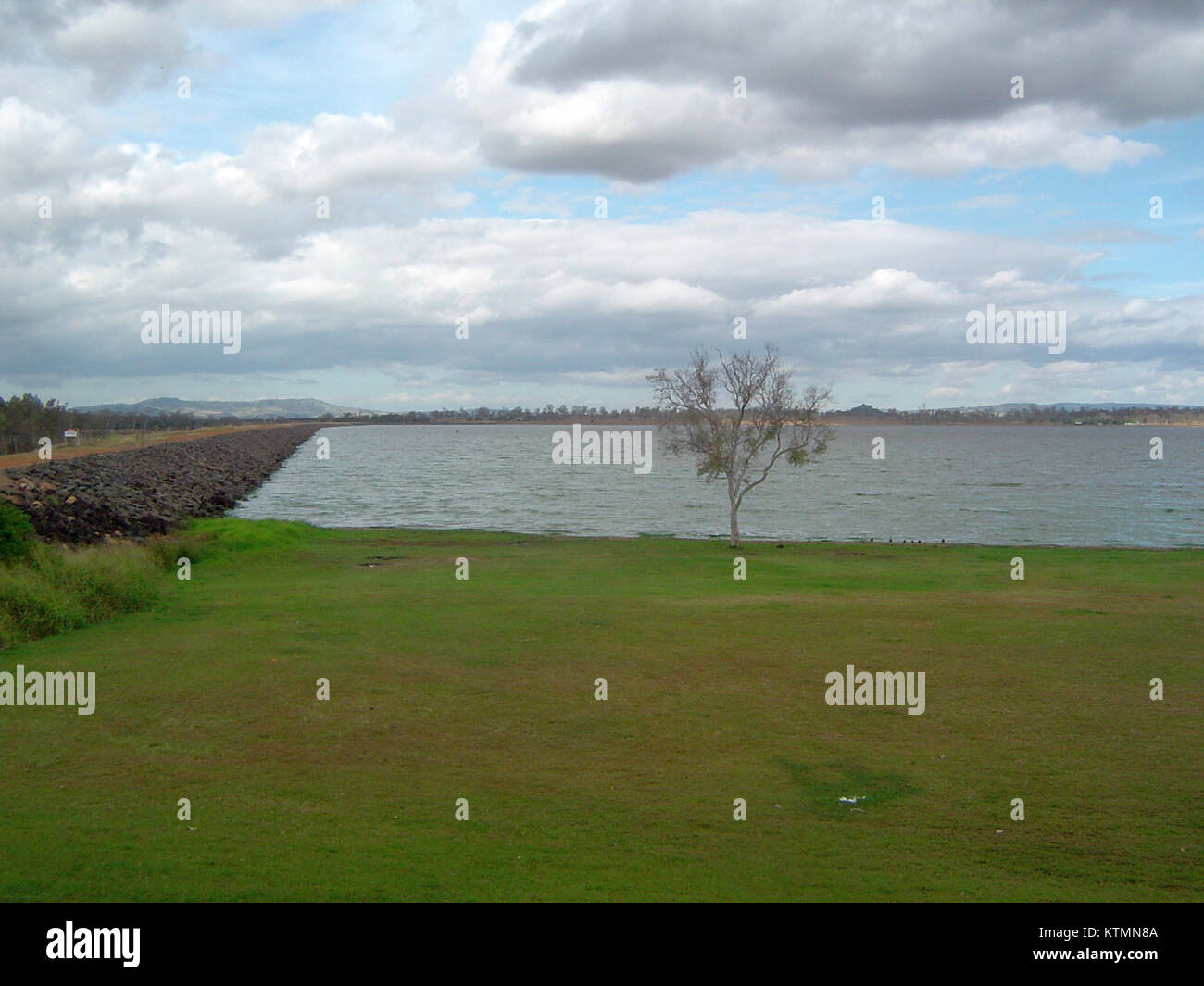 The Atkinson Dam in Australia features a significant wall structure ...