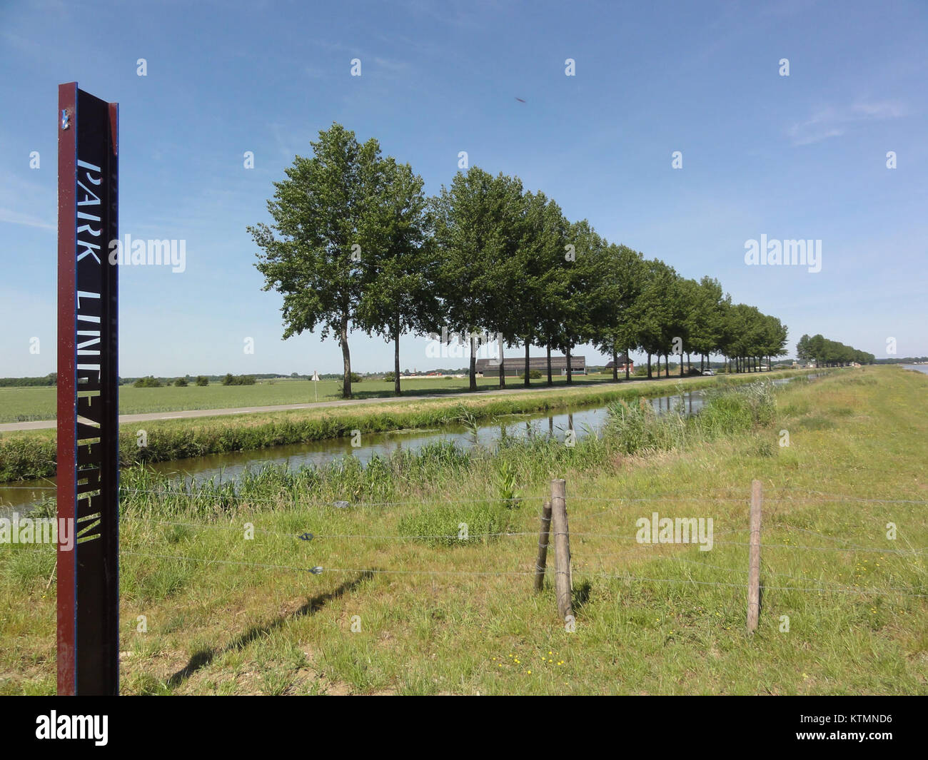 Bemmel (Lingewaard) park Lingezegen bij de Linge Stock Photo - Alamy