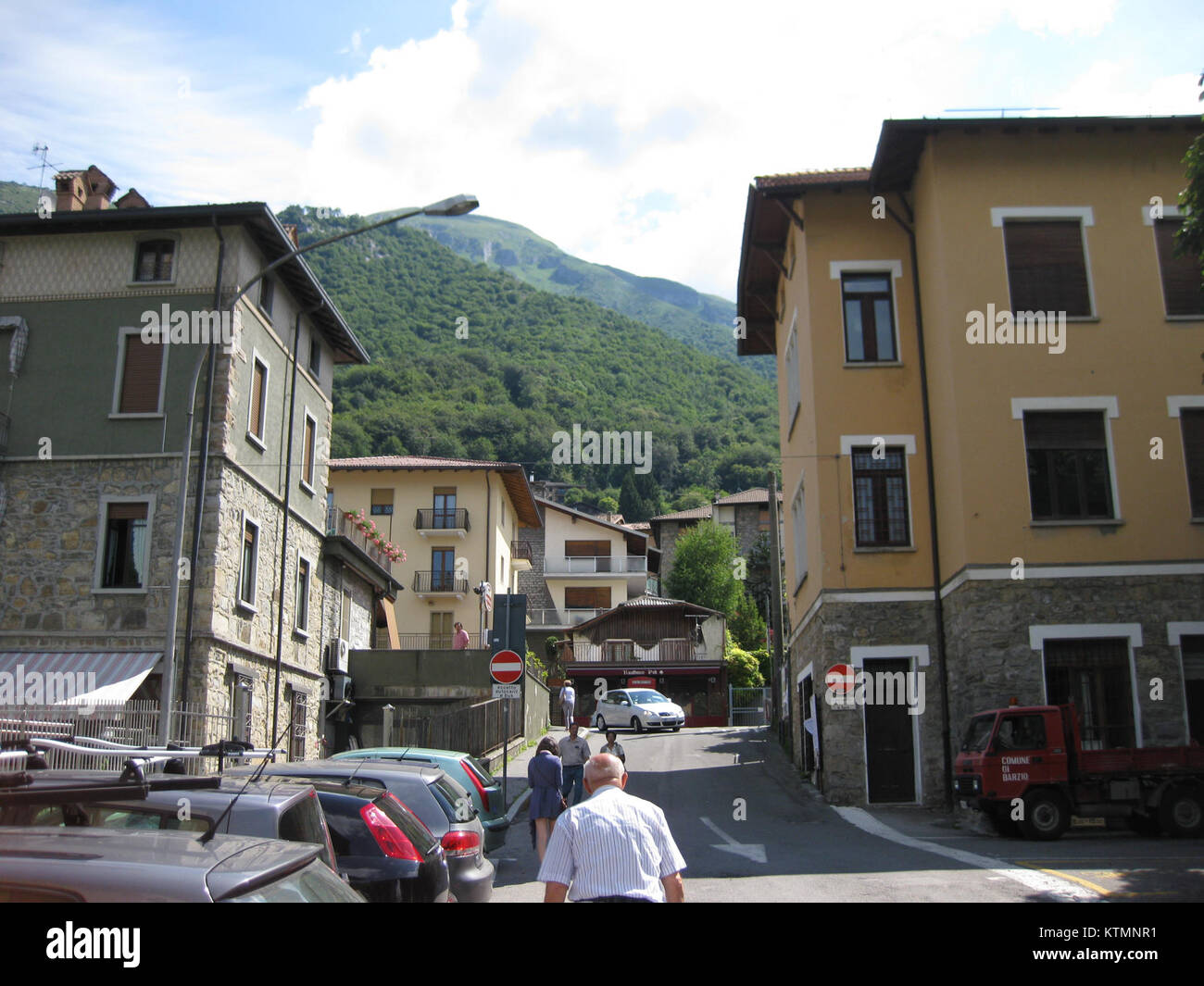 Barzio hi-res stock photography and images - Alamy