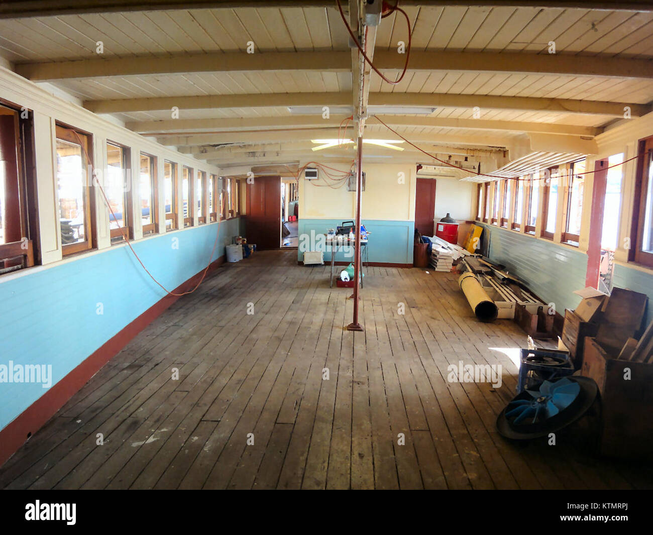 Baragoola Internal Smoking Saloon Stock Photo - Alamy