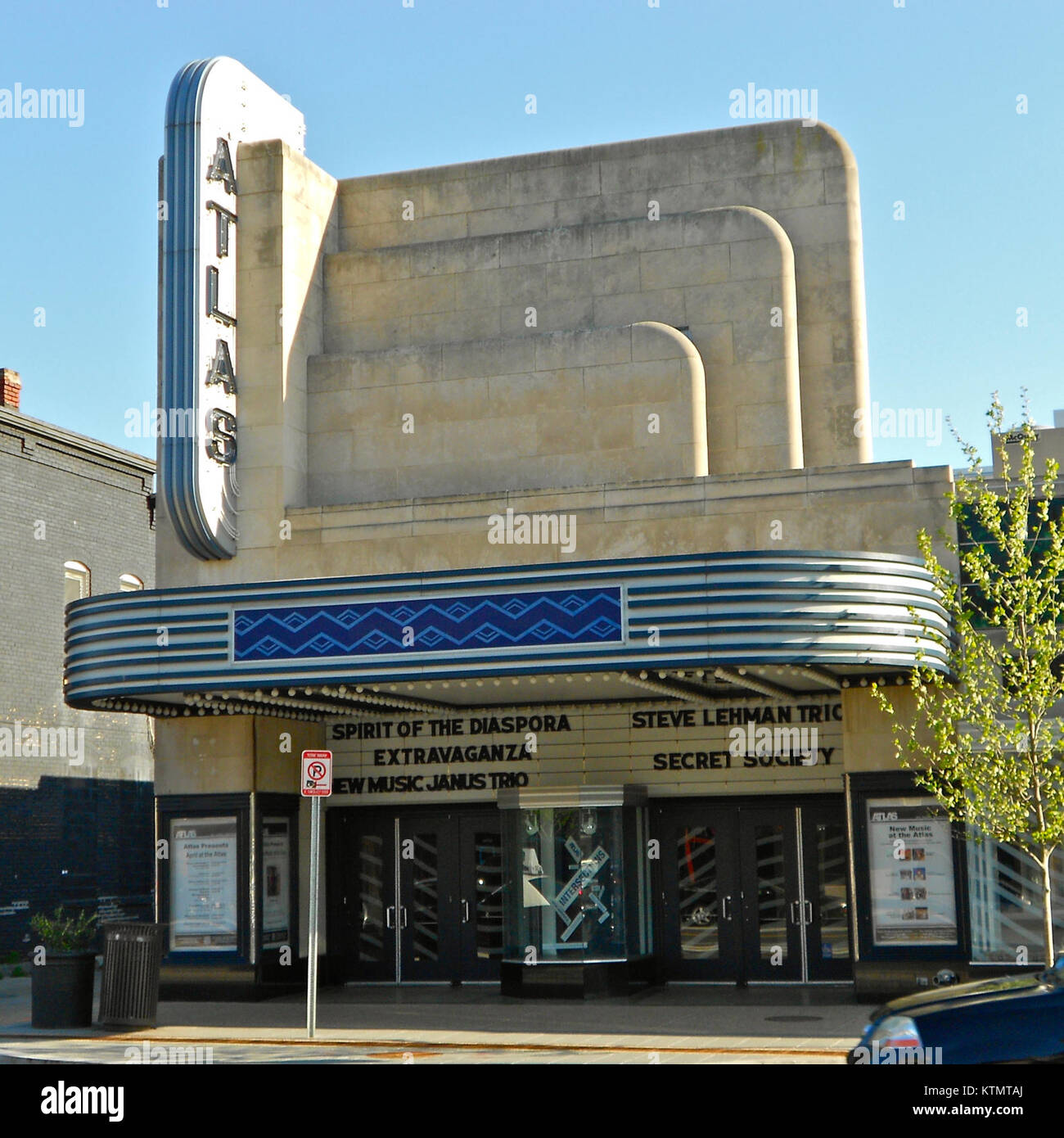 Atlas theater hi-res stock photography and images - Alamy
