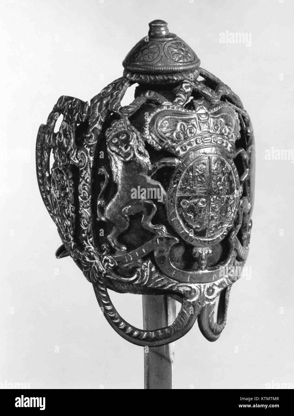 The Basket-Hilted Sword (MET sfrl14.25.1150) is a historical weapon ...