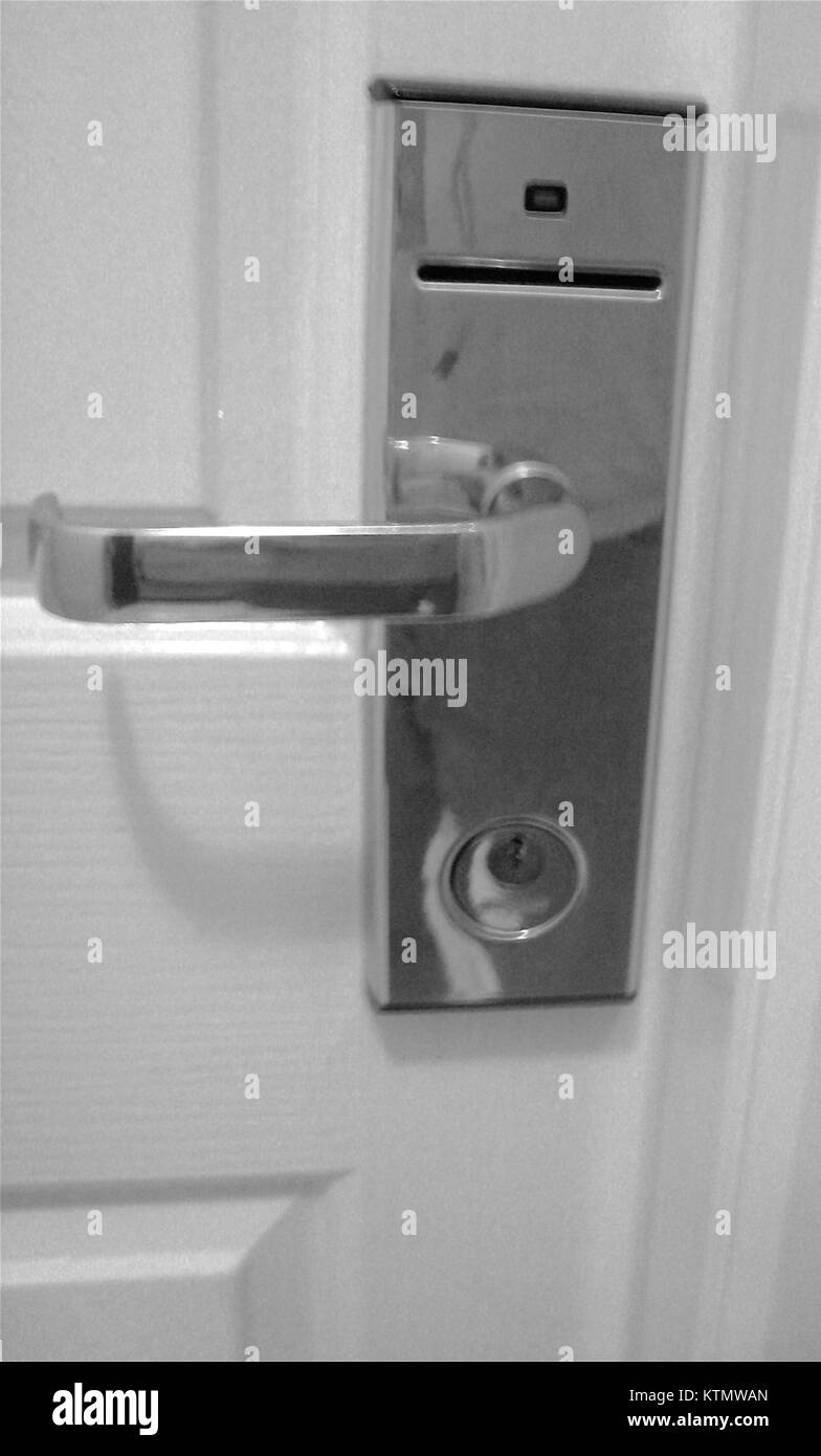 A scene from the film 'Batteries Not Included' depicts small alien-like ...