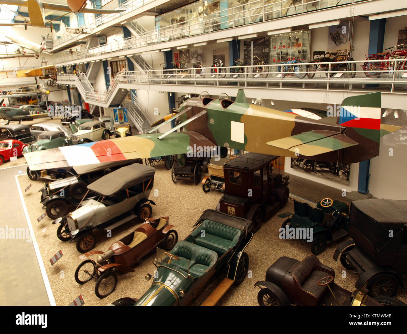 Avia bh 11 hi-res stock photography and images - Alamy