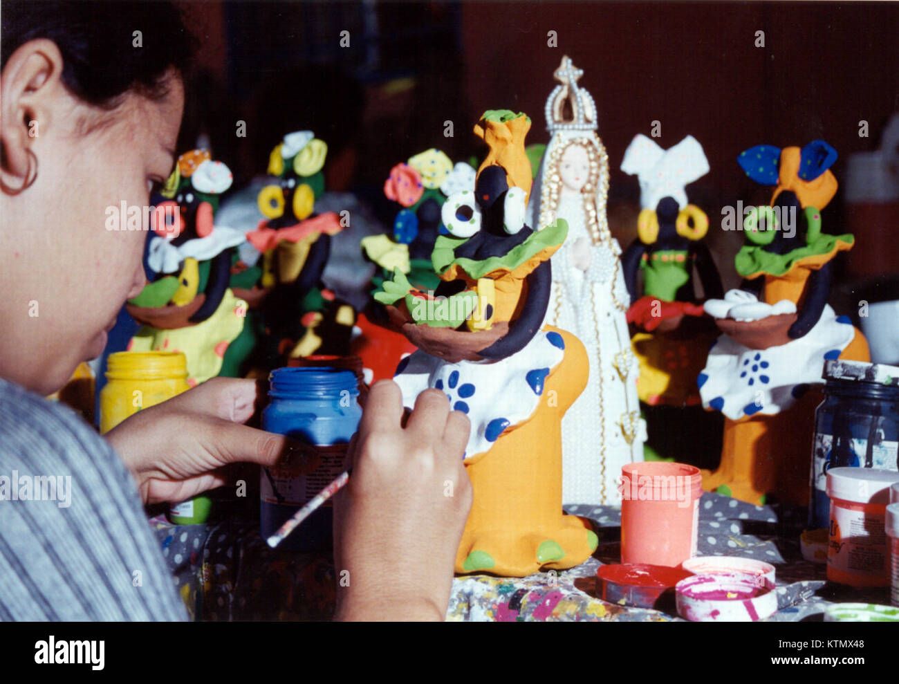Barro Pintado en Margarita refers to a unique style of painted pottery ...