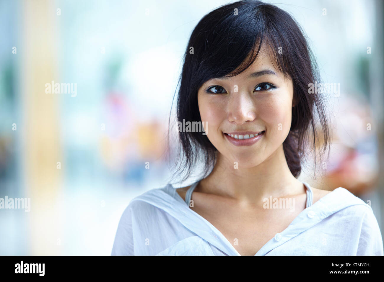 one pretty young Chinese college student portrait Stock Photo - Alamy