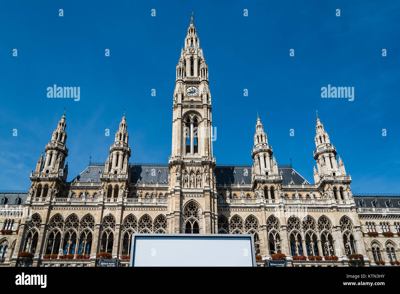Rathaus building in Vienna Stock Photo - Alamy
