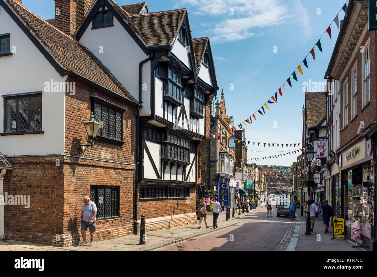 Rochester high street hi-res stock photography and images - Alamy