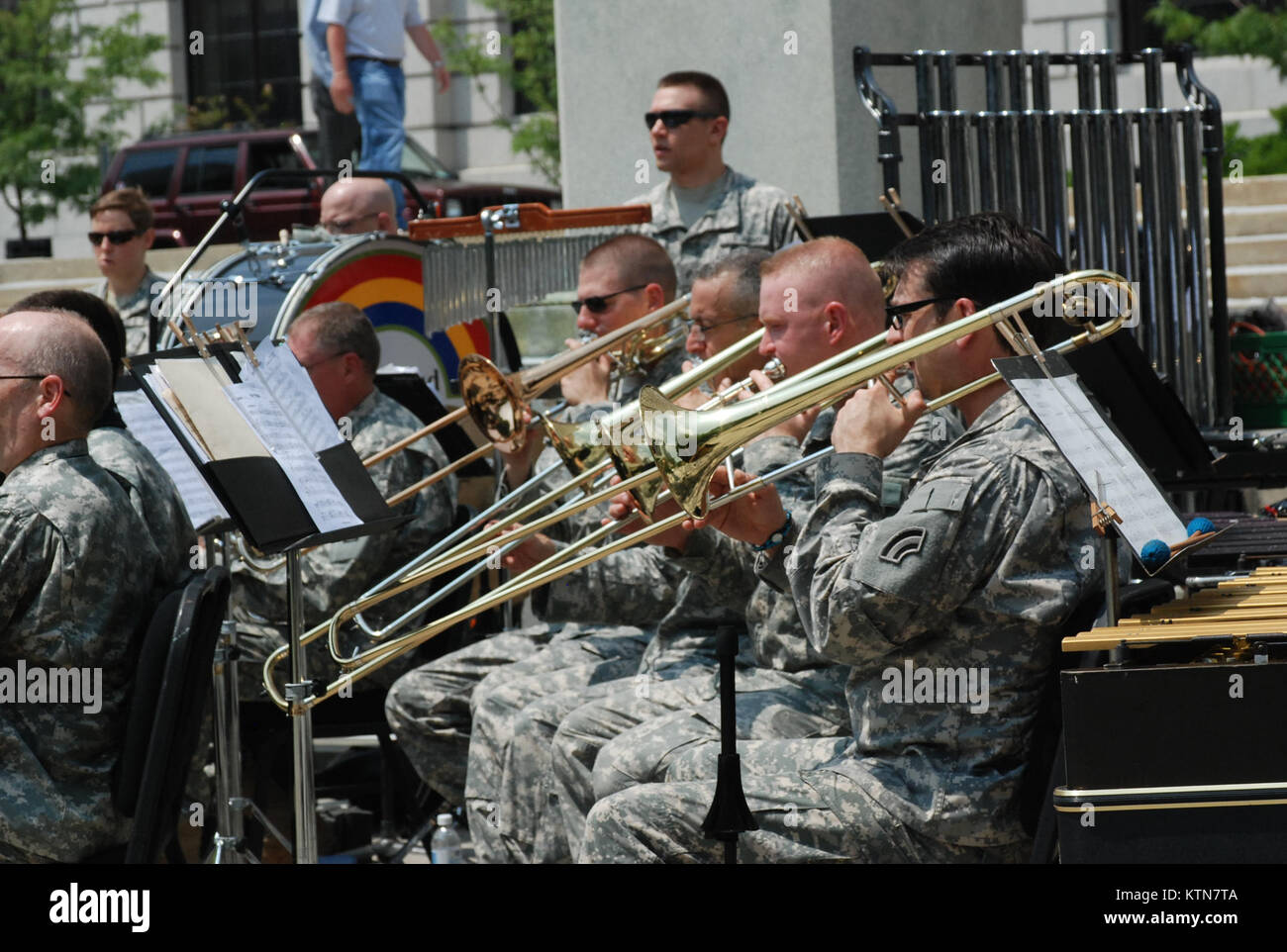 ALBANY, N.Y. -- Members of the New York Army National Guard's 42nd ...