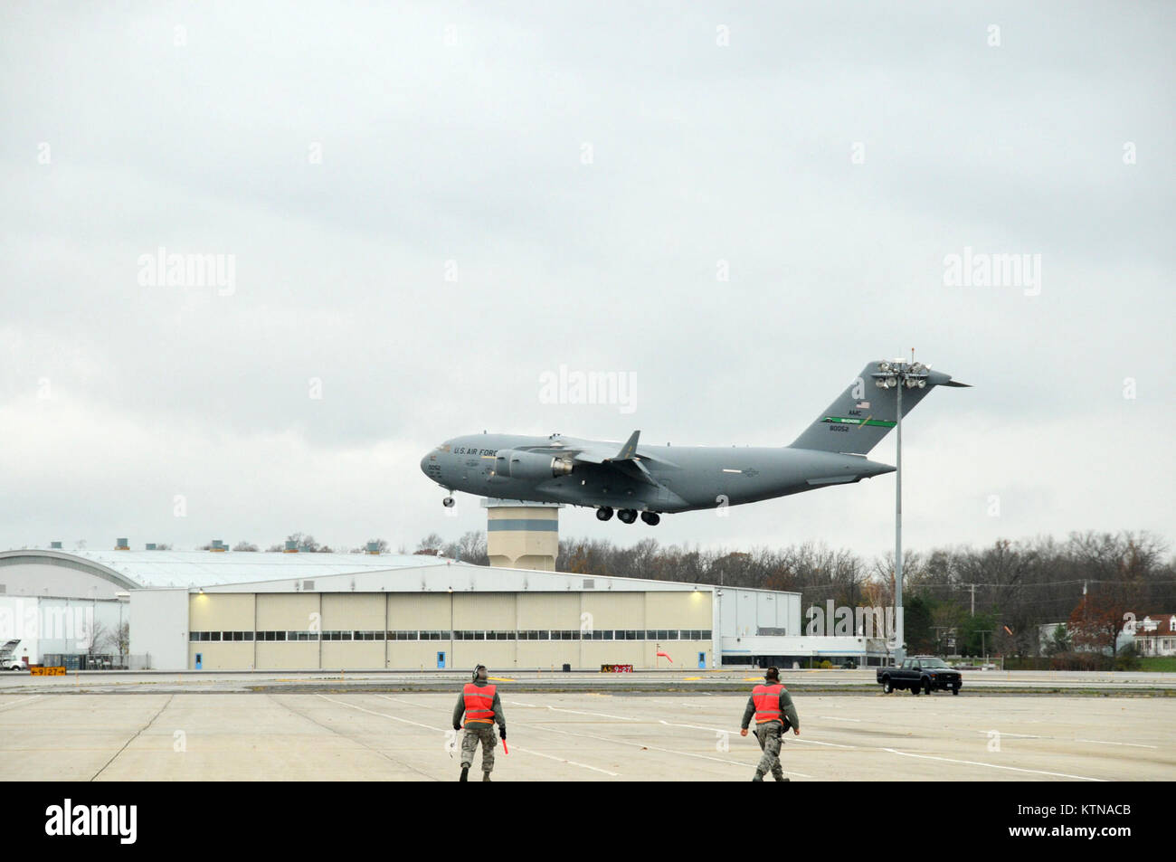 STEWART ANGB NEWBURGH, N.Y. --A C-17 Globemaster from McChord AFB ...