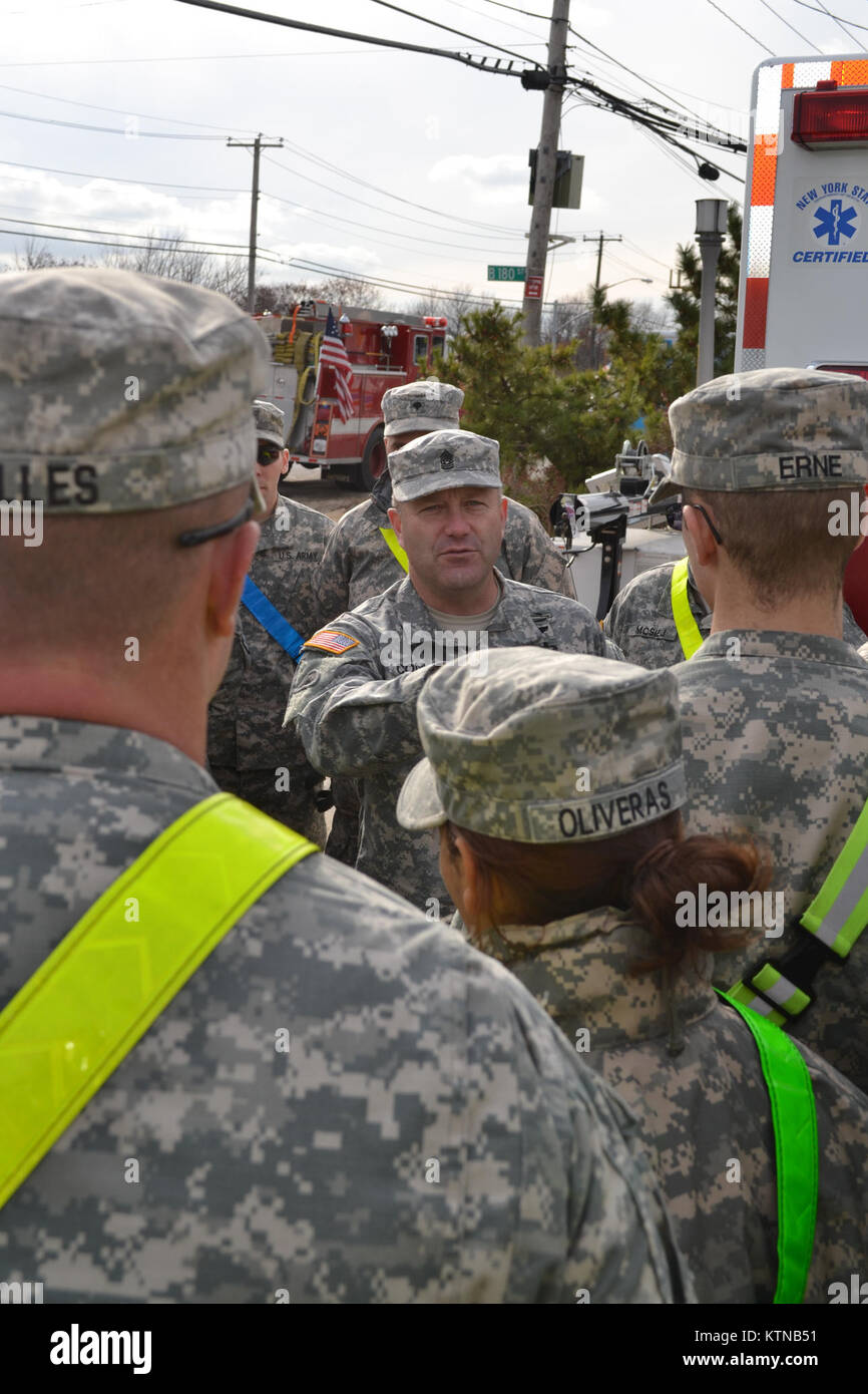 NEW YORK--Army National Guard Command Sgt. Major Brunk Conley visits ...