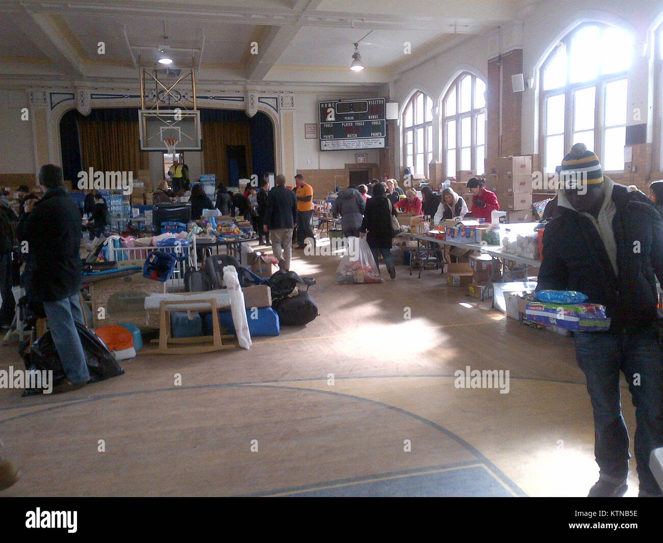 Queens- A relief center in operation Stock Photo - Alamy